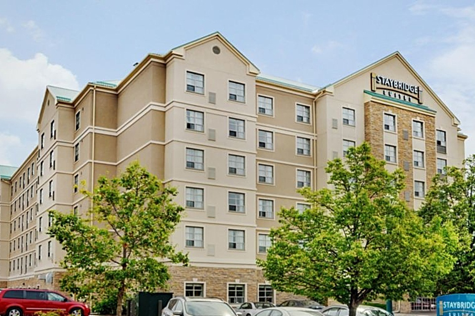 HOTEL GUIDE - Taste of Oakville